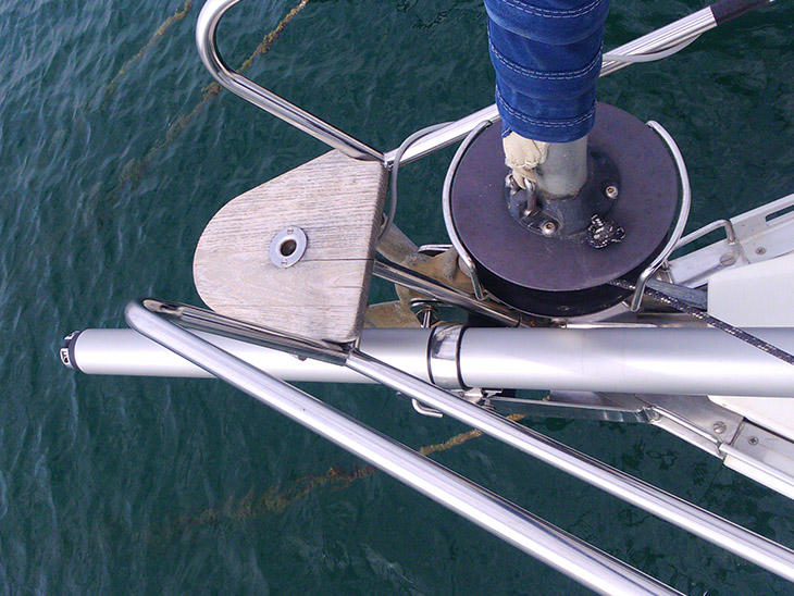 Spinnaker pole / bowsprit - Yacht rigging and spars solutions Croatia ...